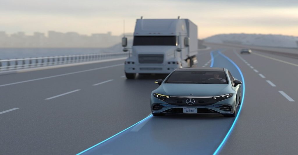 Mercedes Benz Rolls Out Automated Lane Change Feature for European ...